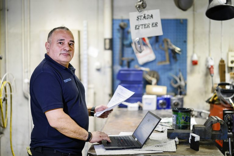 ”Här finns en skön känsla av samhörighet” - Textilia